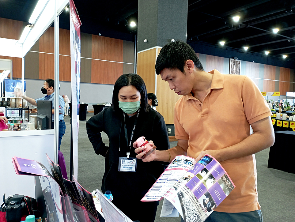 SIA Open Booth at Sabah Hospitality Fiesta 2023 – Sabah Institute of Art