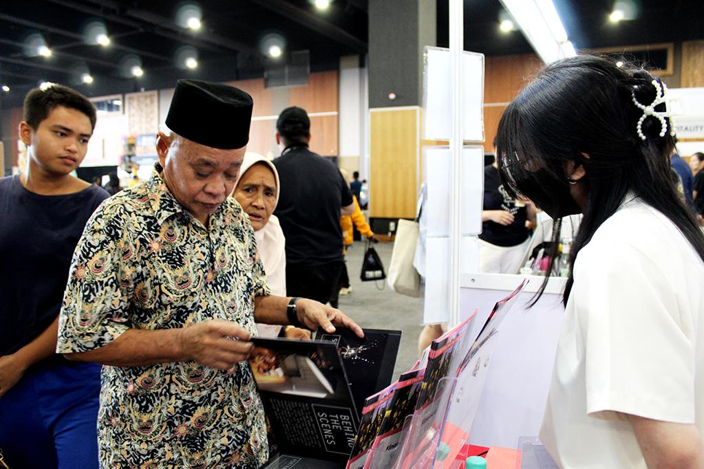 SIA Open Booth at Sabah Hospitality Fiesta 2023 – Sabah Institute of Art