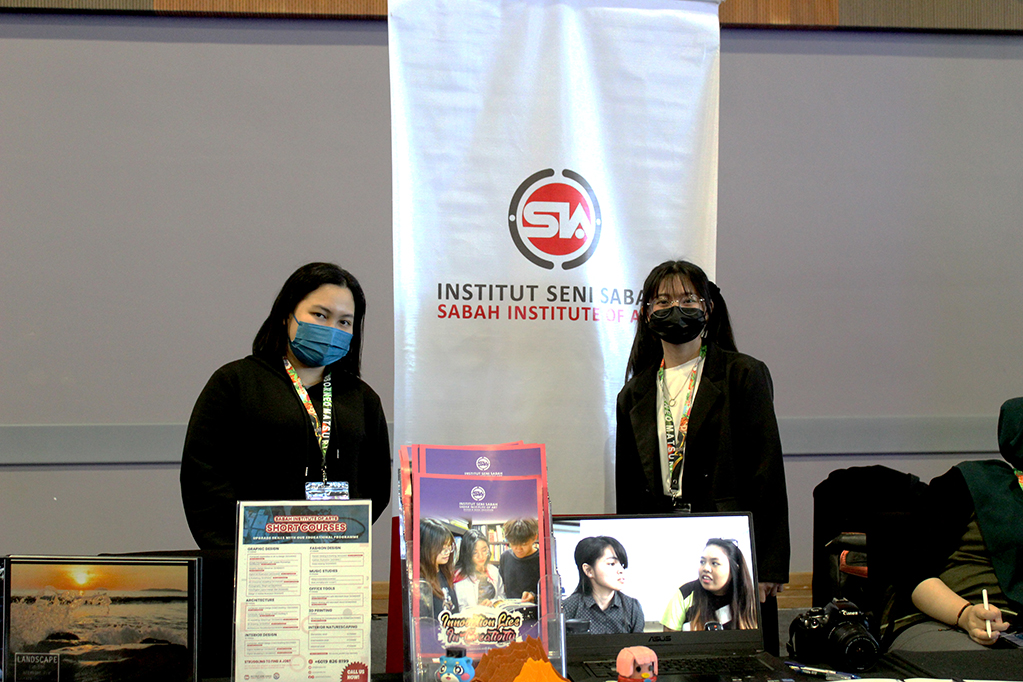 SIA Open Booth at Borneo Matsuri 2023 – Sabah Institute of Art